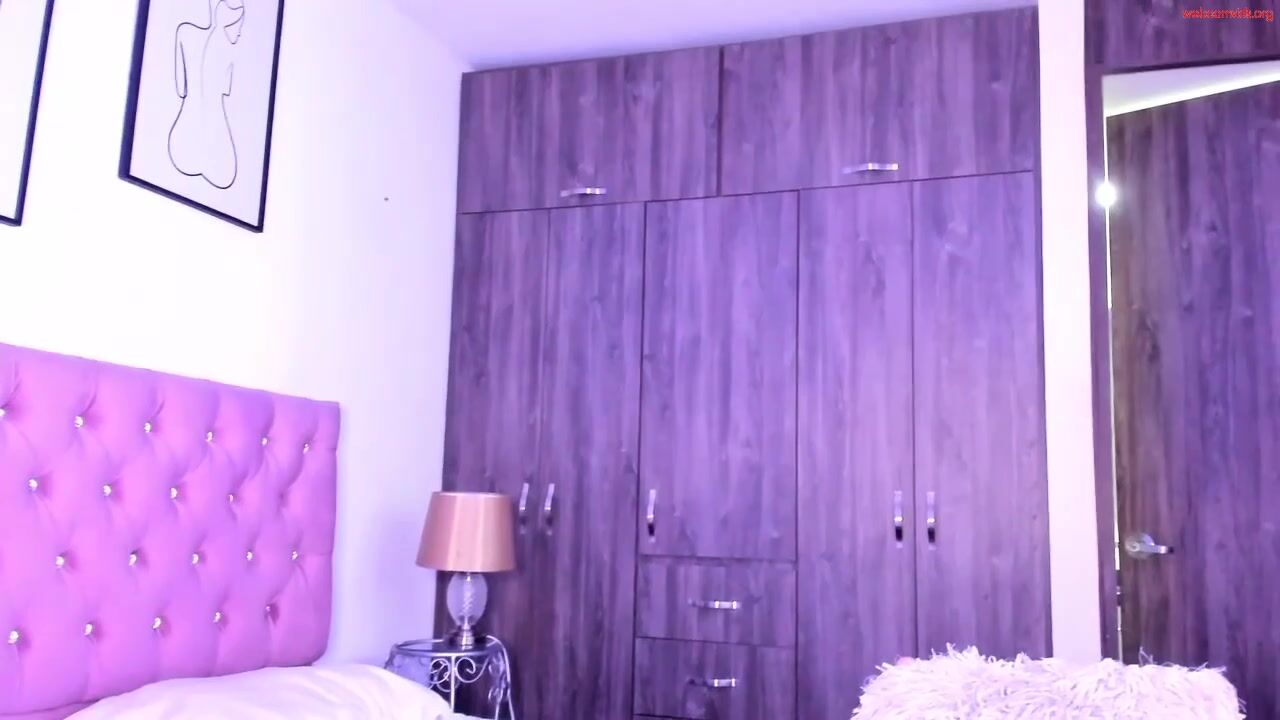 Holly_29_m - Private [Chaturbate] Gorgeous curves mmf tattoos